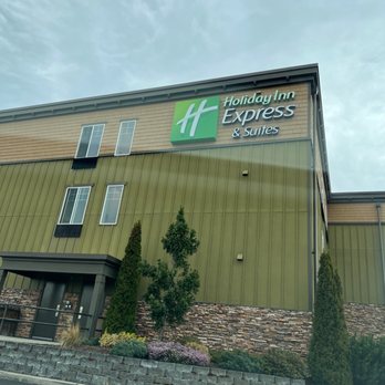 HOLIDAY INN EXPRESS & SUITES SEQUIM - Updated December 2025 - 75 Photos ...