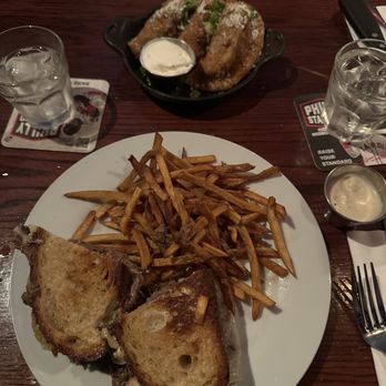 GOOD DOG BAR - Updated June 2024 - 776 Photos & 1417 Reviews - 224 S ...