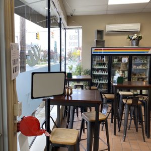 VIENNA BAKERY - 27 Photos & 56 Reviews - Bakeries - 110 Maple Ave ...