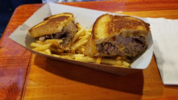 SHANNON VIEW INN - 89 Photos & 186 Reviews - Irish Pub - 1901 Post Rd ...