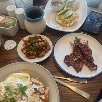 EL ENCANTO CAFE - Updated August 2024 - 94 Photos & 40 Reviews - 3054 ...