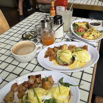 MONTCLAIR EGG SHOP - Updated June 2024 - 822 Photos & 1071 Reviews ...