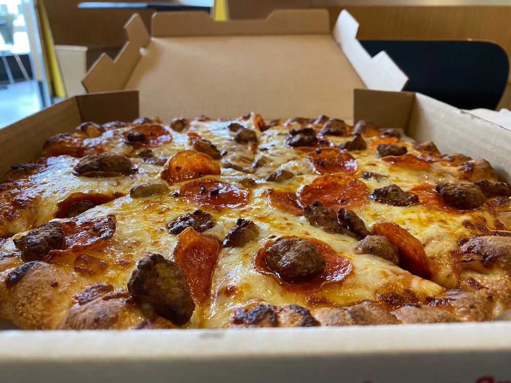 RASCAL HOUSE - Updated April 2025 - 102 Photos & 108 Reviews - 1836 ...