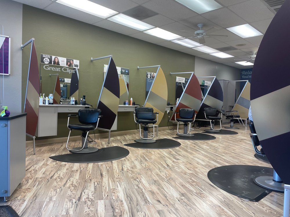 GREAT CLIPS - 19 Reviews - 835 W Warner Rd, Gilbert, Arizona - Hair ...