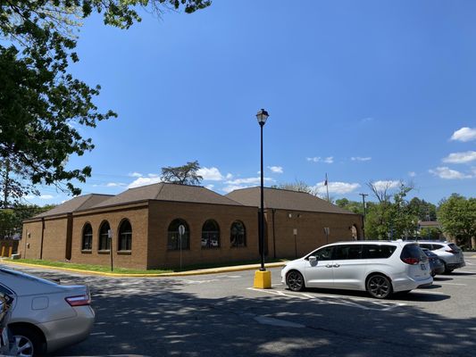 PATRICK HENRY LIBRARY - Updated October 2025 - 16 Reviews - 101 Maple ...