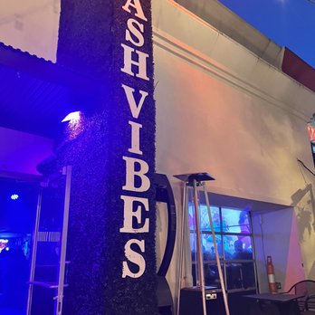 VIBES BAR & LOUNGE - Updated June 2024 - 64 Photos & 67 Reviews - 1524 ...