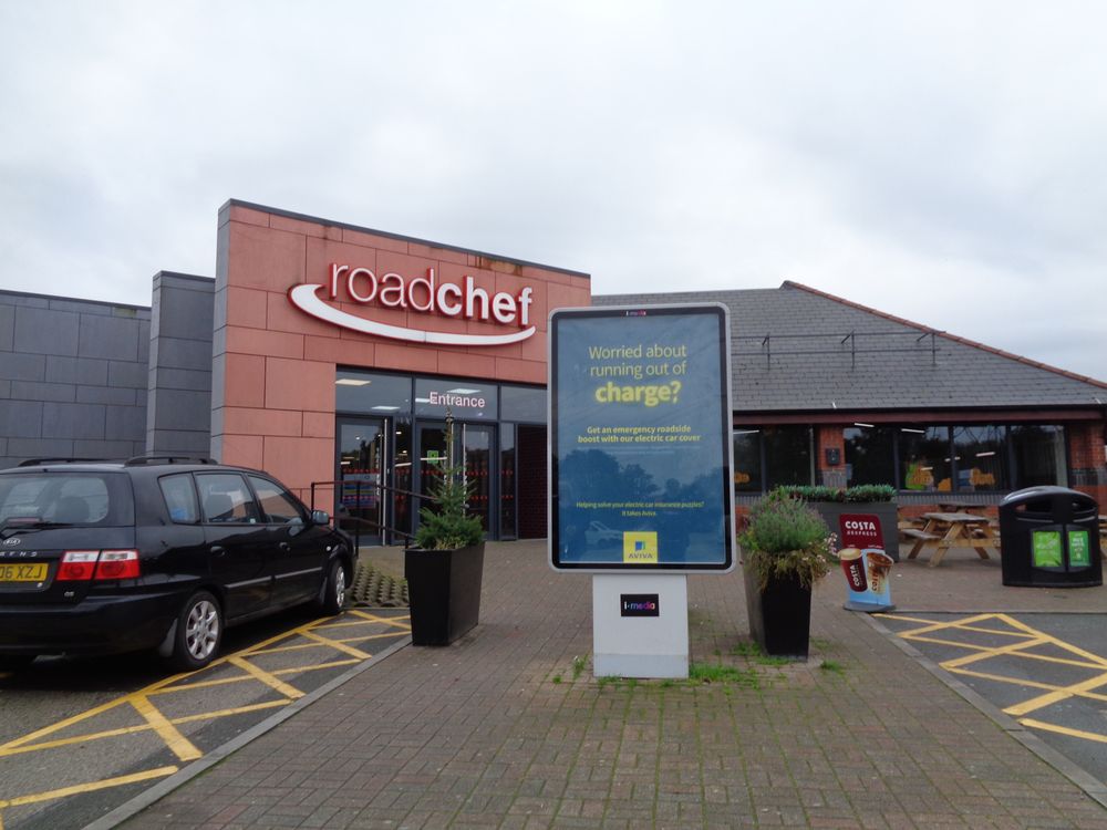 ROADCHEF CHESTER - Updated January 2025 - Junction 14 M56, Elton ...