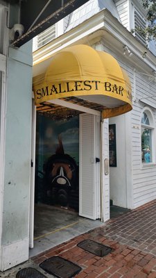 SMALLEST BAR - Updated June 2026 - 165 Photos & 175 Reviews - 124 Duval ...