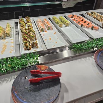 QUEEN BUFFET - Updated December 2025 - 77 Photos & 18 Reviews - 5209 E ...