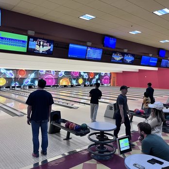 SOUTH POINT BOWLING - Updated October 2025 - 309 Photos & 233 Reviews ...