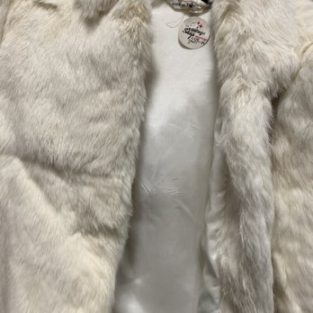 RED RACKS - Updated October 2025 - 24 Photos & 17 Reviews - 1707 W ...