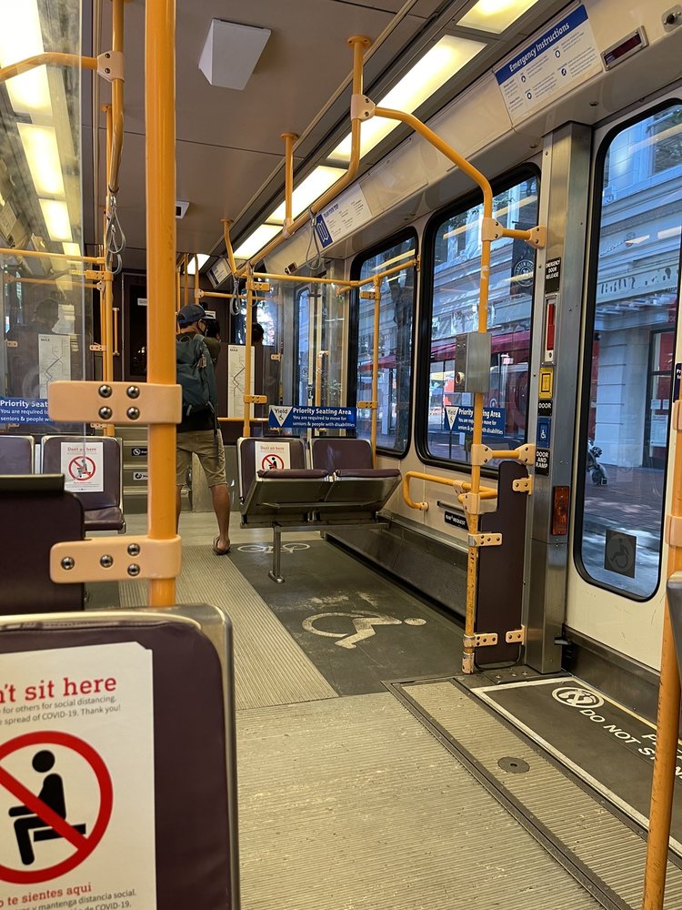 TRIMET MAX STATION - Updated February 2025 - 13 Photos - SW 9th Ave ...