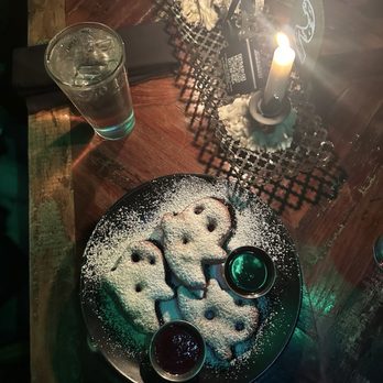 RAVEN’S MANOR - Updated October 2025 - 1409 Photos & 436 Reviews - 235 ...