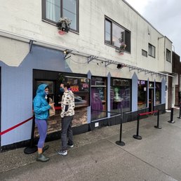 PIE BAR - Updated June 2025 - 1759 Photos & 1736 Reviews - 1361 E Olive ...