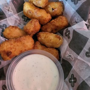 STAN MUSIAL GRILLE - 1777 Des Peres Rd, Saint Louis, MO - Yelp