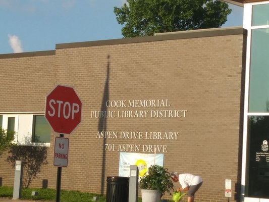 ASPEN DRIVE LIBRARY - Updated December 2025 - 24 Photos - 701 Aspen Dr ...