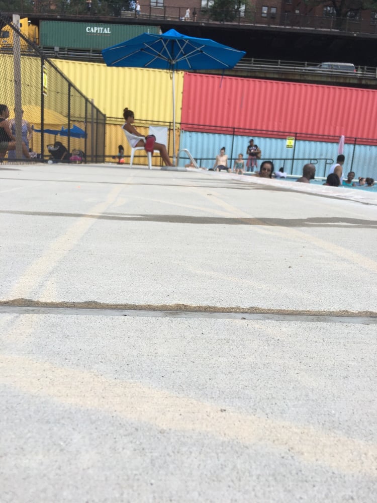 Brooklyn Bridge Park Pool, New York | Roadtrippers