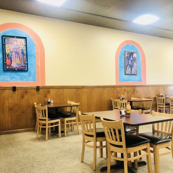 LOS ARCOS - Updated December 2025 - 12 Photos & 17 Reviews - 124 F East ...