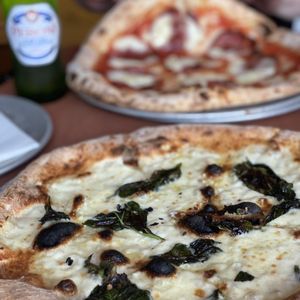 FARINACCI PIZZA - 11 Photos & 13 Reviews - 8189 Brecksville Rd ...