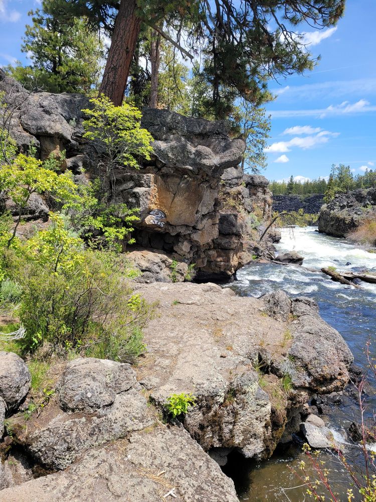 DILLON FALLS - Updated April 2026 - 20 Photos - Deschutes River Trl ...