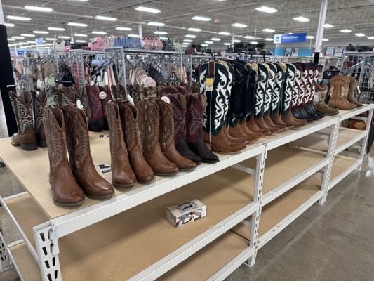 GABE’S - Updated December 2025 - 10 Photos - 380 Blanding Blvd, Orange ...