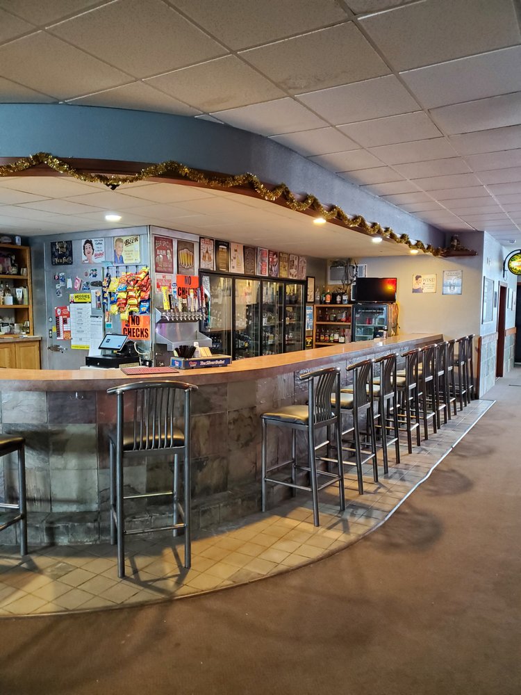 THE LABOR CLUB - Updated August 2025 - 214 2nd St NE, Valley City ...