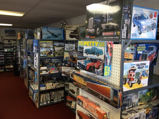 MODEL CITIZEN HOBBIES - Updated October 2025 - 11 Reviews - 5208 66th ...