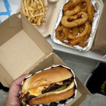 MARATHON BURGER - Updated July 2025 - 17 Photos & 11 Reviews - 1827 ...