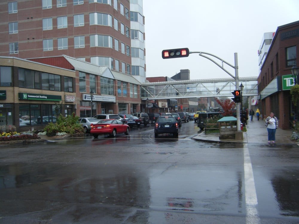 CONFEDERATION COURT MALL - Updated May 2024 - 11 Photos - 119 Kent St ...