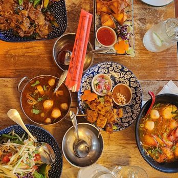 ZOOB ZIB THAI AUTHENTIC NOODLE BAR - Updated May 2024 - 708 Photos ...