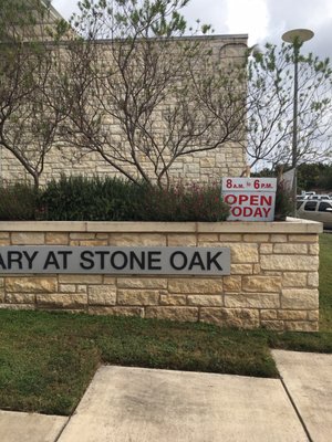 PARMAN LIBRARY AT STONE OAK - Updated June 2025 - 41 Photos & 34 ...