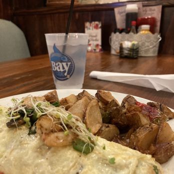 BAY LOCAL EATERY - 1671 Photos & 642 Reviews - 972 Laskin Rd, Virginia ...