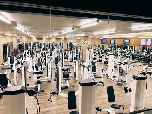 LIFE TIME - Updated August 2025 - 77 Photos & 30 Reviews - 4724 North ...