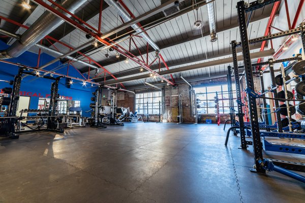 SUMMIT STRONG - 13 Photos & 45 Reviews - 800 Lincoln St, Denver, Colorado - Gyms - Phone Number ...