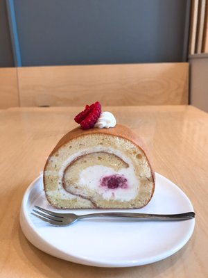 MARI BAKESHOP - 80 Photos & 25 Reviews - 103 St Matthew Square NE ...