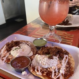 LA CHINGADA COCINA MEXICANA - 322 Photos & 259 Reviews - 110 E ...