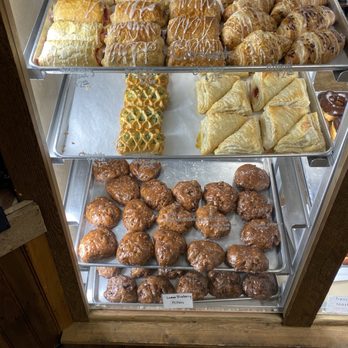 GOLDEN HARVEST BAKERY & CAFE - Updated December 2025 - 104 Photos & 58 ...