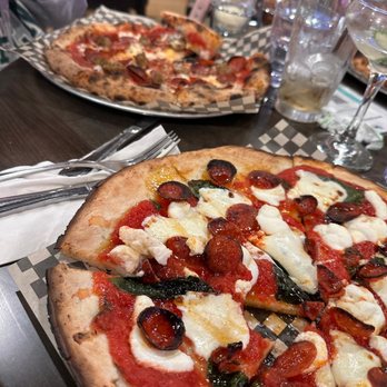 HEY NEIGHBOR! PIZZA- FRIENDLY - Updated September 2024 - 29 Photos & 29 ...