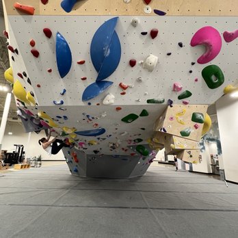 PORTLAND ROCK GYM - BEAVERTON - Updated December 2025 - 43 Photos & 11 ...