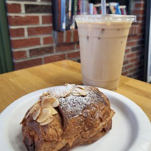 MADO PARIS FRENCH BAKERY & CAFE - 85 Photos & 71 Reviews - 1108 Cherry ...