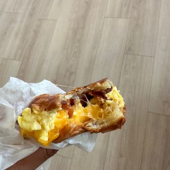 FRESH TWISTED CAFE - Updated July 2024 - 215 Photos & 601 Reviews - 156 ...