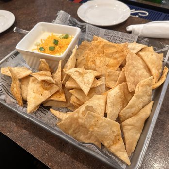 THE RUM BUCKET BAR AND GRILL - Updated November 2024 - 62 Photos & 75 ...