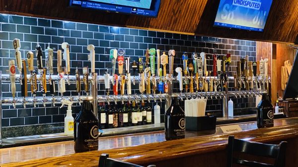 CAPITAL ALE HOUSE - Updated August 2024 - 528 Photos & 776 Reviews ...