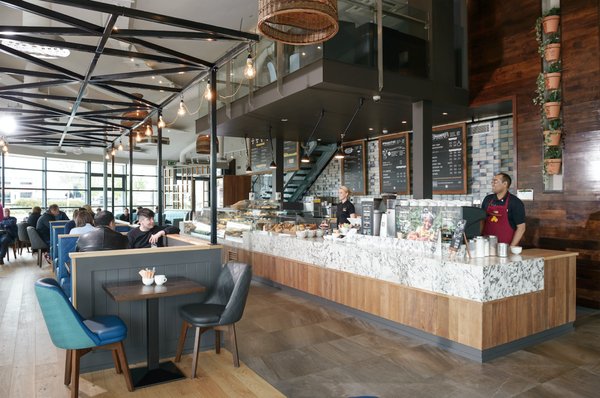 ESQUIRES COFFEE - Updated December 2024 - 12 Photos - Airside Retail ...