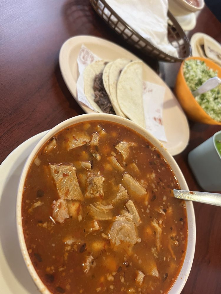 LIRA’S RESTAURANT - Updated December 2025 - 17 Photos & 19 Reviews ...