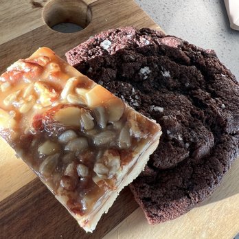 URBAN COOKIES BAKESHOP - SCOTTSDALE - 35 Photos & 30 Reviews - 8776 E ...