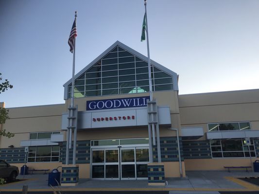 GOODWILL INDUSTRIES OF THE COLUMBIA WILLAMETTE - Updated December 2025 ...