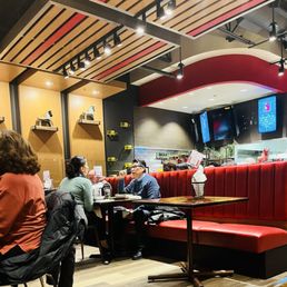 THE RED LLAMA - Updated December 2025 - 264 Photos & 180 Reviews - 8331 ...