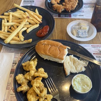 HELEN’S RESTAURANT OF ELLSWORTH - Updated June 2024 - 108 Photos & 174 ...