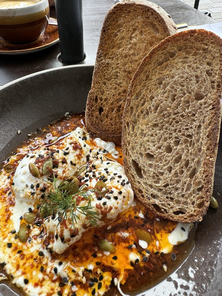 TOMTOM COFFEE HOUSE - Updated December 2025 - 43 Photos & 41 Reviews ...